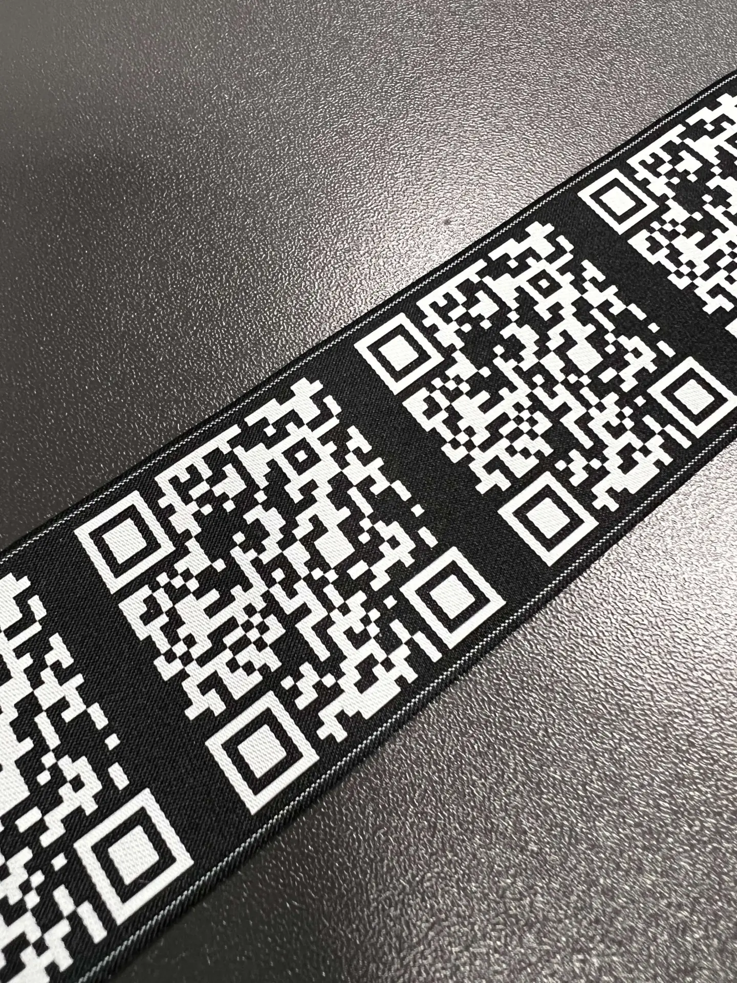 Technical jacquard tapes with QR code: weave modernity and tradition ...